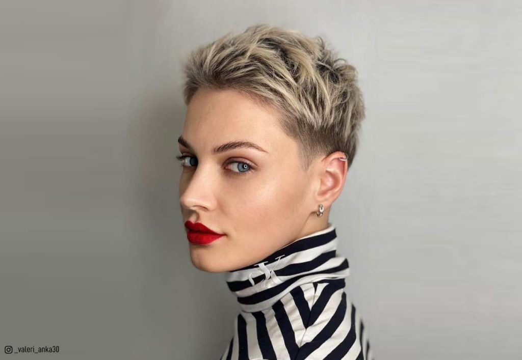 Short and Sweet: Embracing the Latest Short Haircut Trends | Daintyis